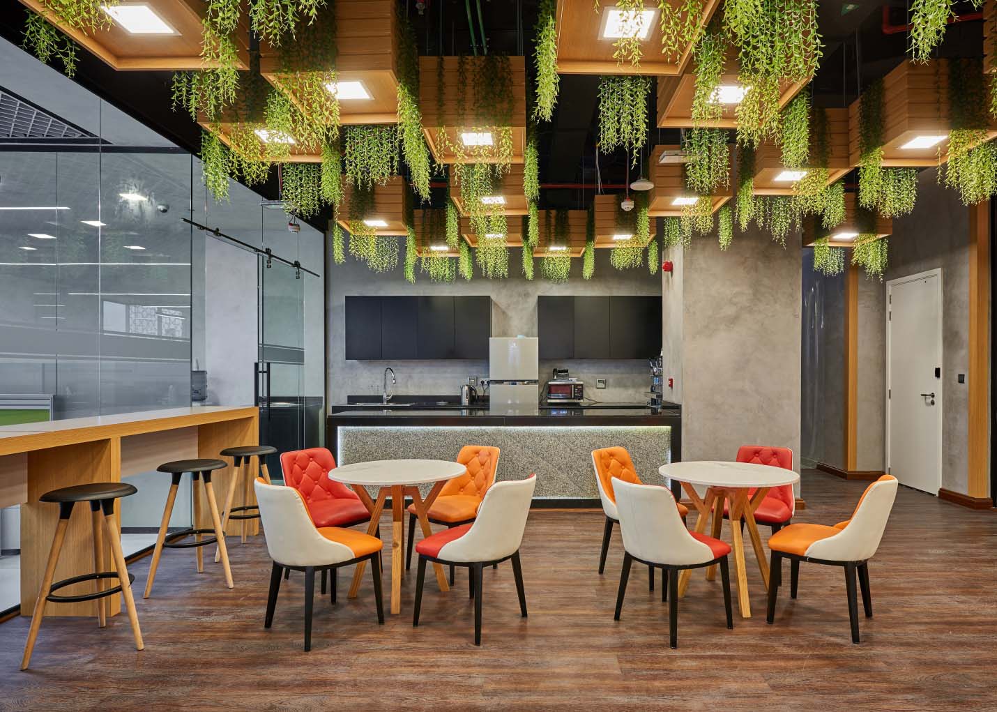 WHEN IS IT TIME TO OVERHAUL YOUR OFFICE DESIGN? - Horton Interiors